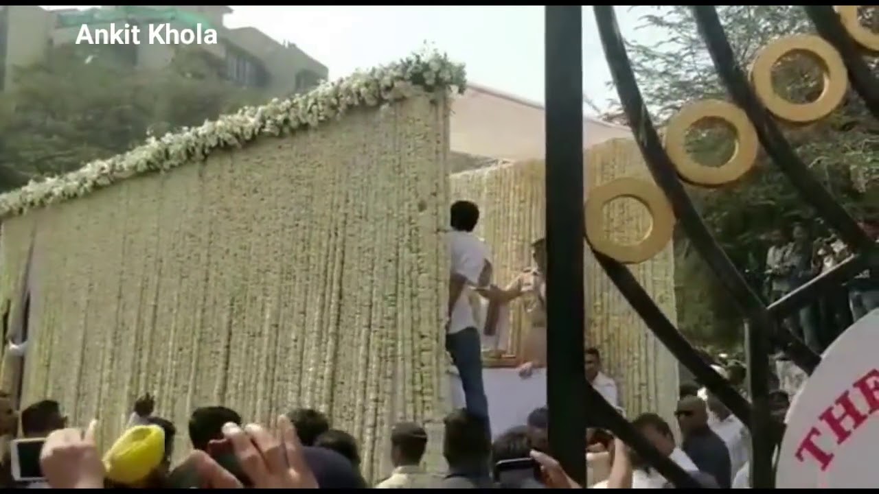 Shridevi ki antim yatra - YouTube