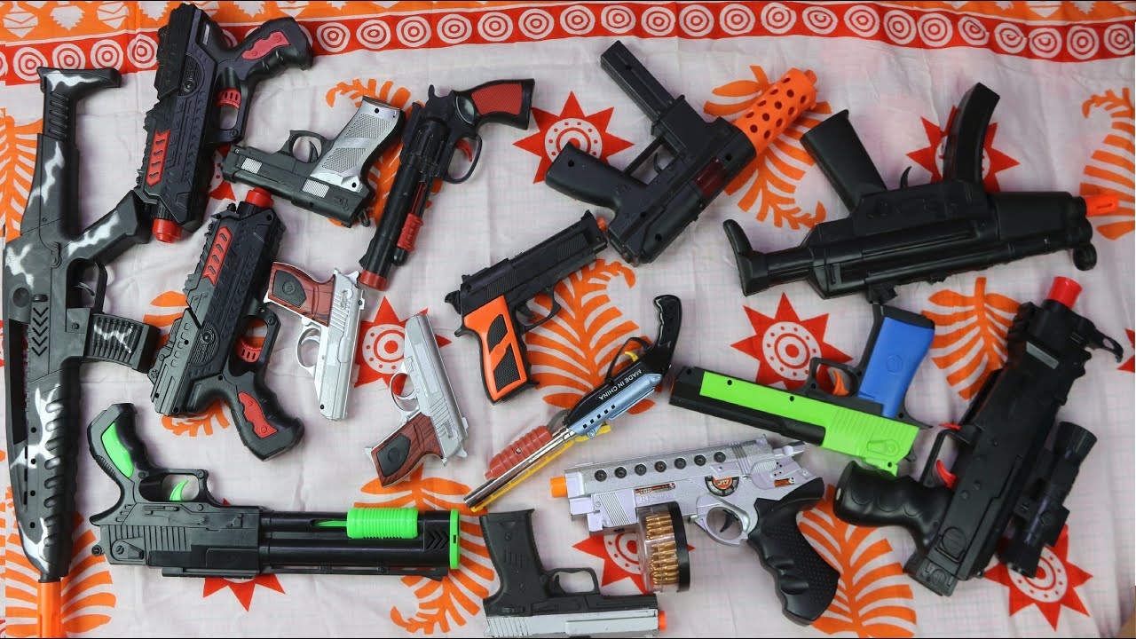 Toy Gold Weapons ! Box of Toy Guns Collection ! Bead Throwing Rifles ...