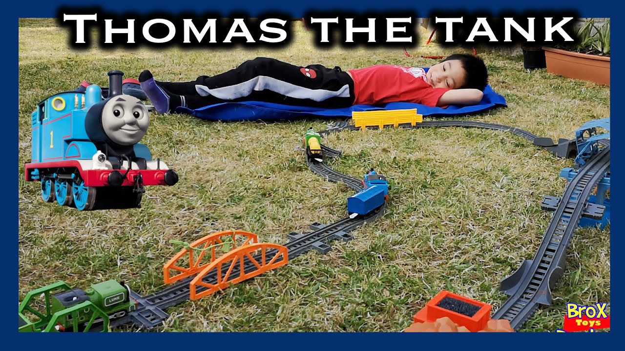 Thomas The Tank Engine & Friends: Fun Playtime - YouTube