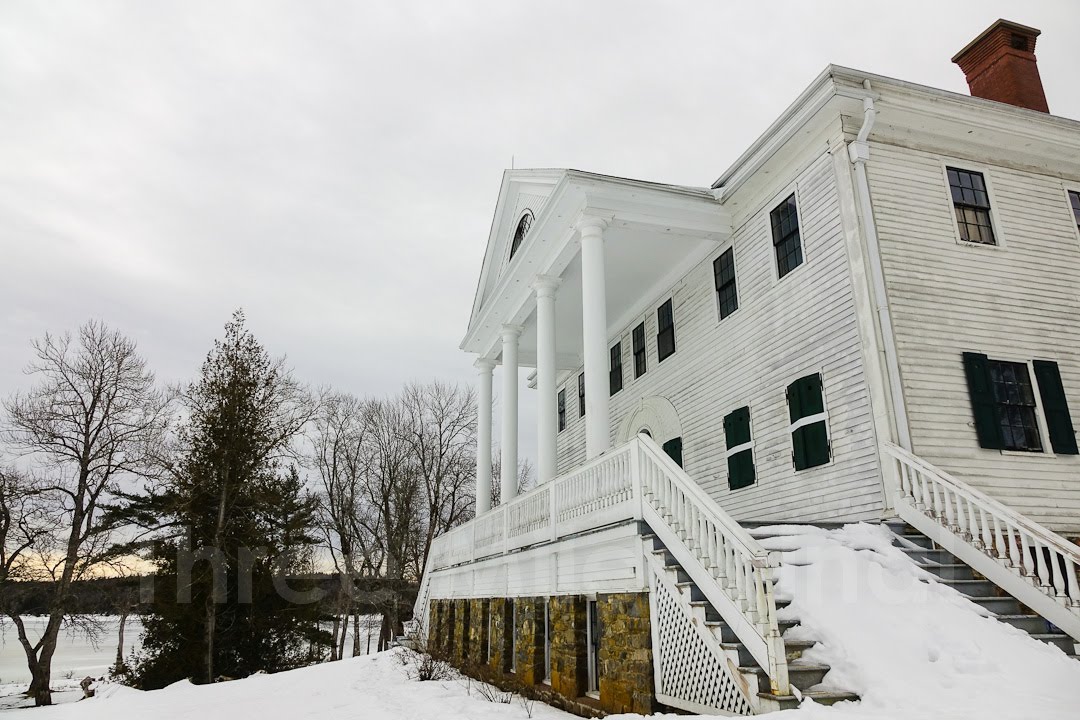 A walk through Uniacke Museum Estate Park. - YouTube