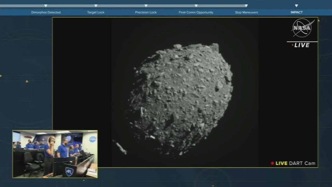NASA's DART spacecraft crashes head-on into a small asteroid - YouTube
