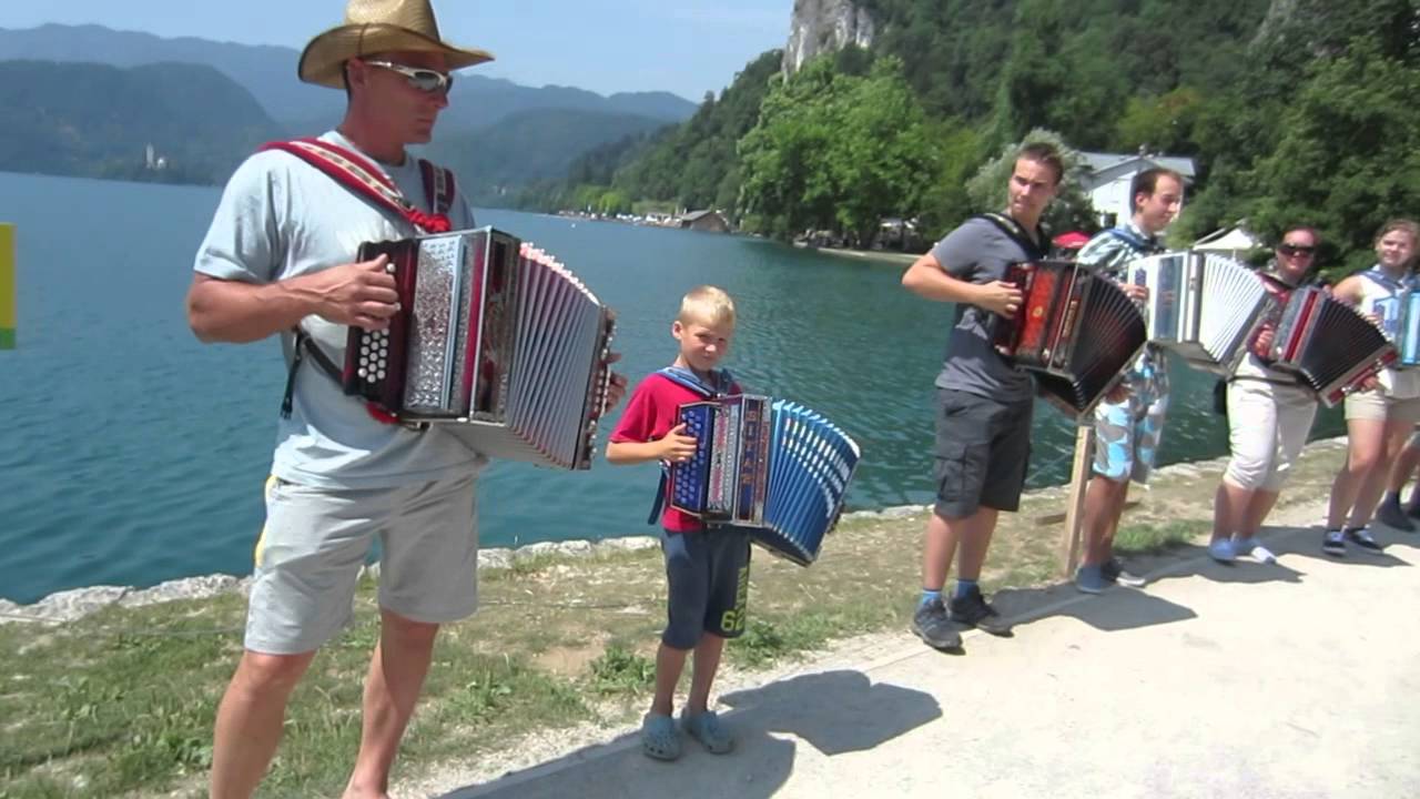 Main Accordion Performance - YouTube
