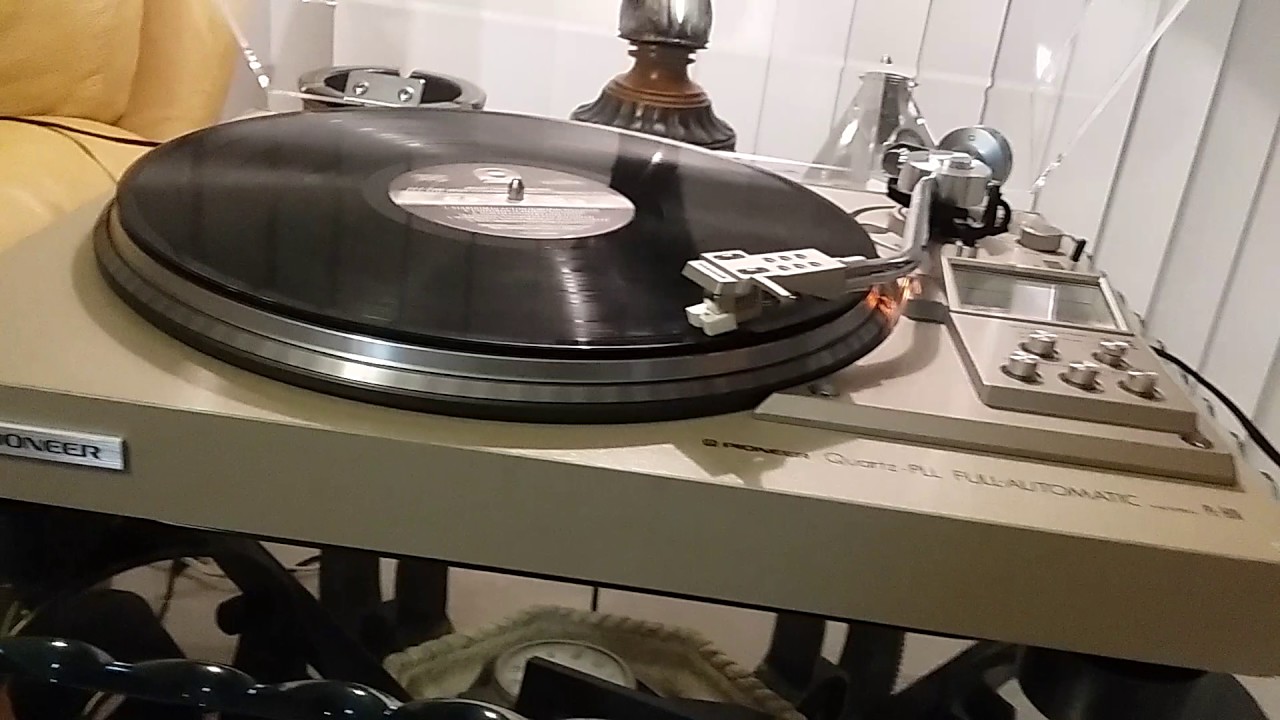Pioneer pl-560 turntable - YouTube