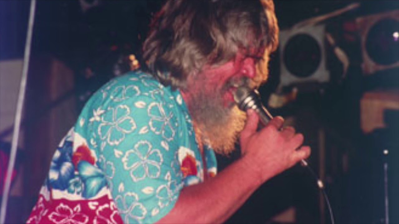 Jerry LaCroix Singing Karaoke - YouTube