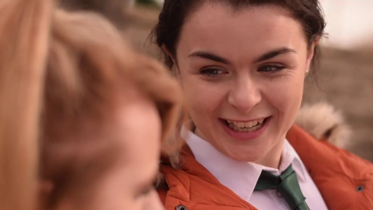 Rebecca Phythian Showeel - YouTube