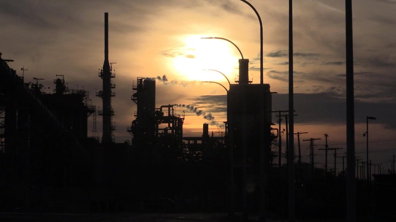 Even The Marathon Plant Looks Nice In The Right Setting - YouTube