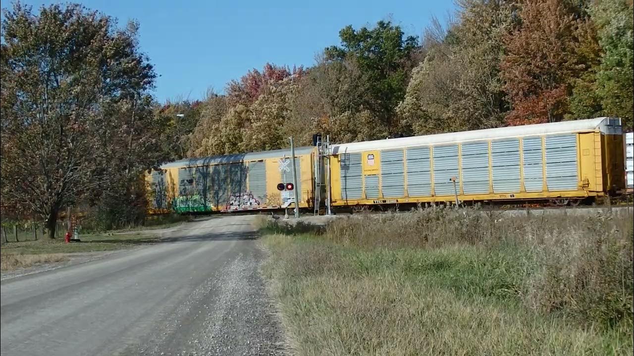 10/18/24 lsrc 4307 6302 southbound elms road near birch run mi - YouTube