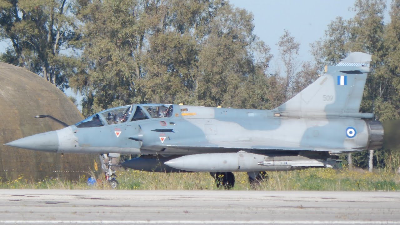2x Dassault Mirage 2000-5 & Rafale M French Marine take off # ...