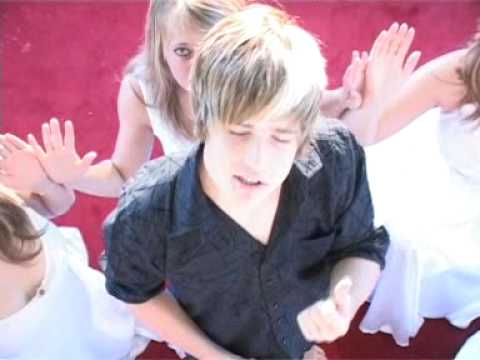 Anthonie Bougas - "Find Me" - YouTube