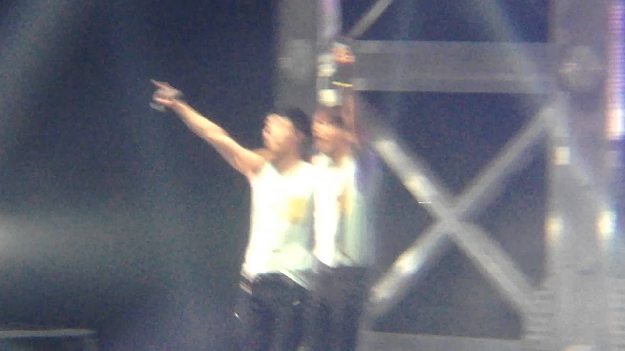 150817 EXOluxion HK - 365 (kaixing moment) - YouTube