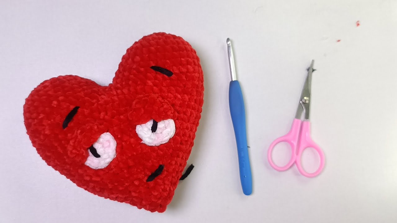 Lovesick heart plushie | amigurumi crochet heart tutorial - YouTube
