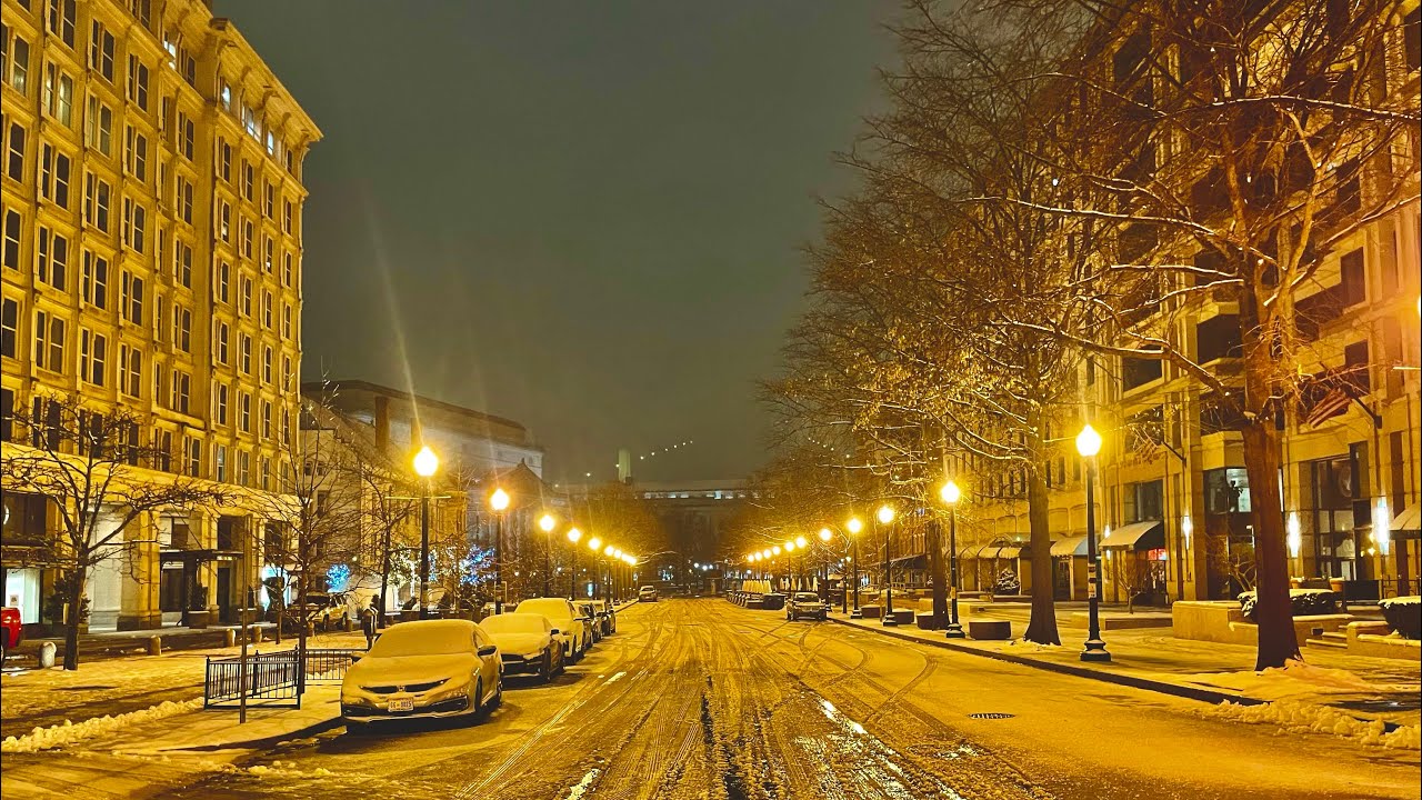 ⁴ᴷ⁶⁰ Walking in Snowy Downtown Washington DC During the Winter Storm ...