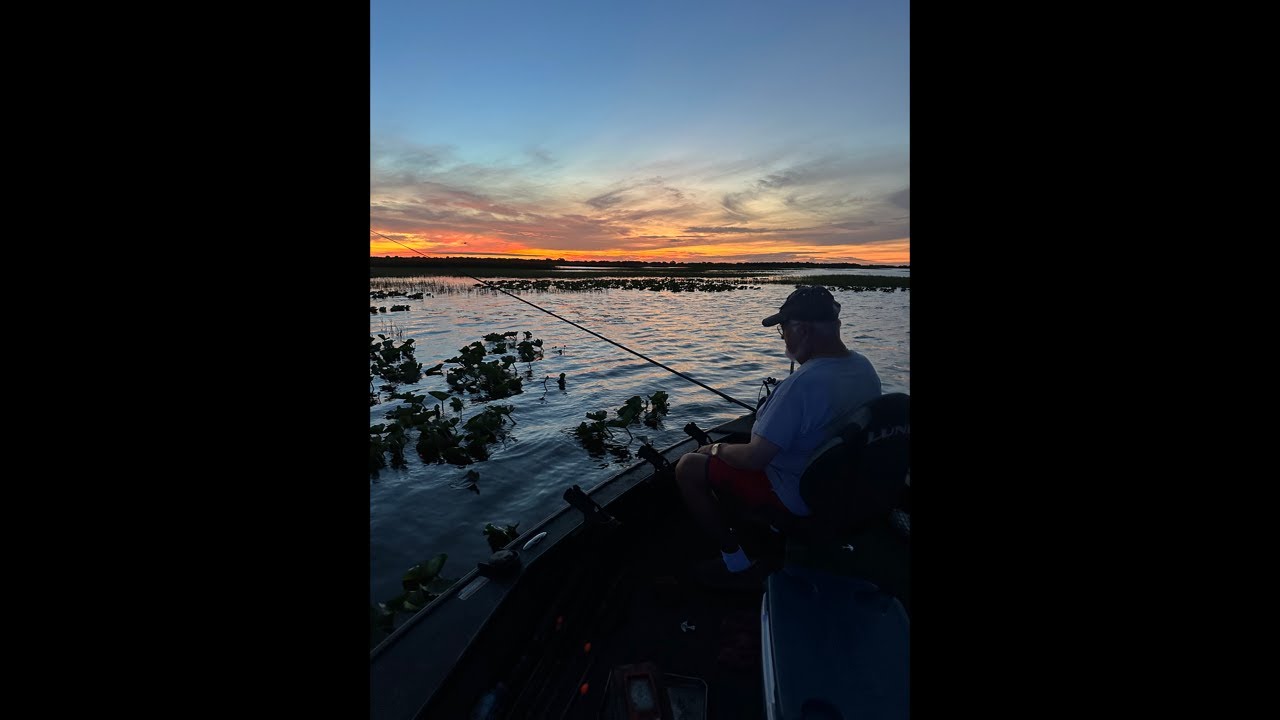 Shellcracker fishing Lake Kissimmee - YouTube