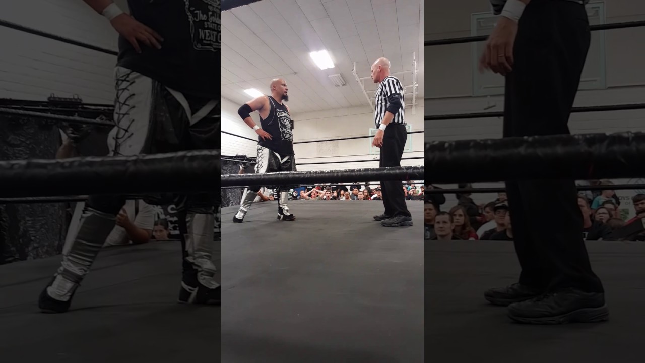 REFEREE RICK KNOX SUPERKICKS B-BOY FINEST CITY WRESTLING - YouTube