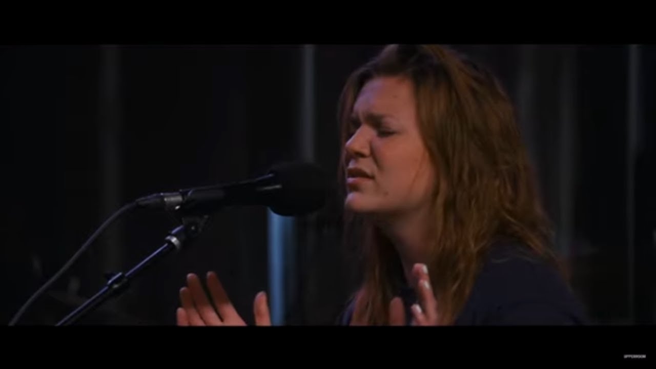 You Get All The Glory (Extended) UPPERROOM 06.15.20 Abbie Gamboa - YouTube