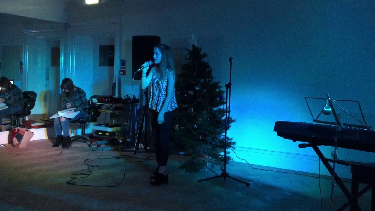 Maddy Hewett | sings song from Thirteen - YouTube