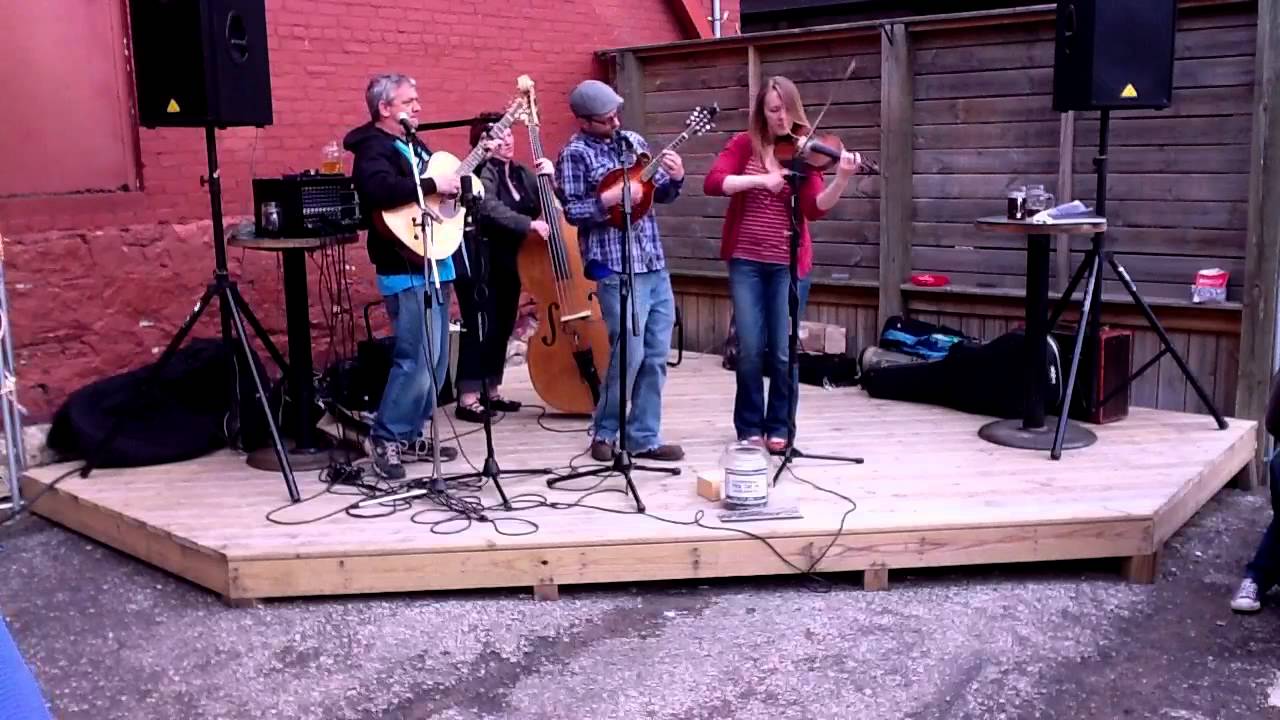 Another brick in the wall ~ (cover) ~ Pigtown Fling String - YouTube