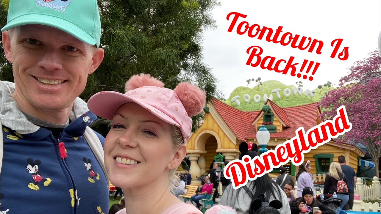 Toontown Reopening At Disneyland | Vlog | Cute Cult Collective - YouTube