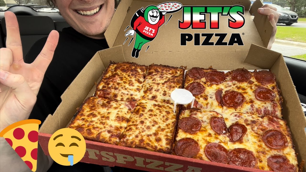 FIRST TIME JET’S PIZZA EATING SHOW - deep dish pizza! 🍕😋 - YouTube