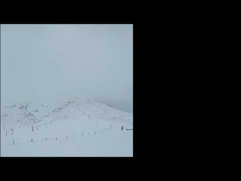 Beaux paysages de neige avec musique douce
