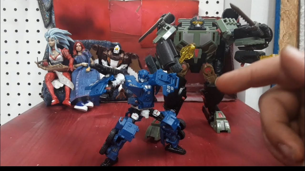 Transformers Reveal the Shield HFTD Deepdive and HFTD Scout Breacher ...