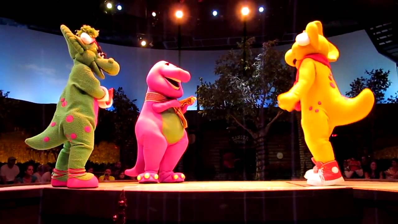 Barney Holiday Christmas Show at Universal Studios Orlando 12/8/2012 ...