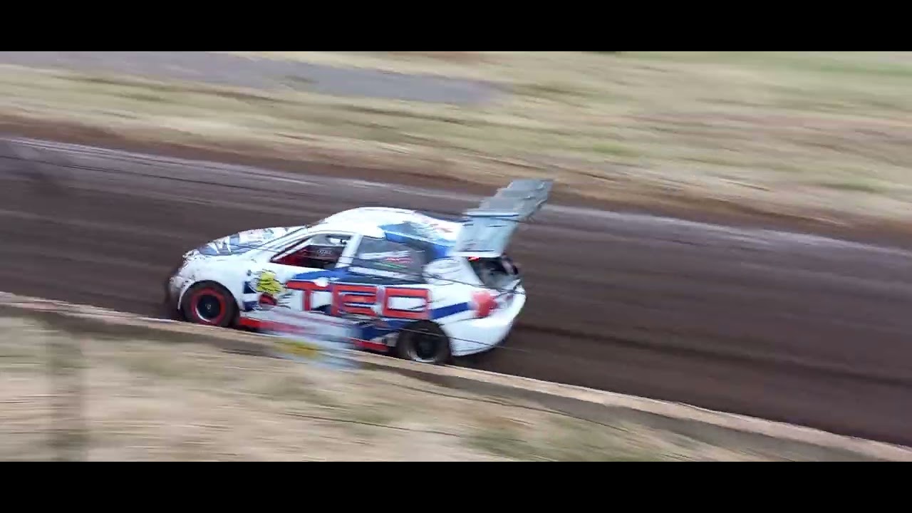 Ovals Hotrods Platinum Raceway heat1 (rain out) 29/01/2022 - YouTube