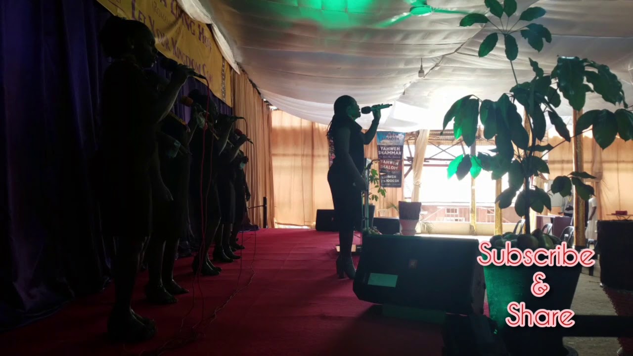 Worshipping on Sunday morning service - YouTube