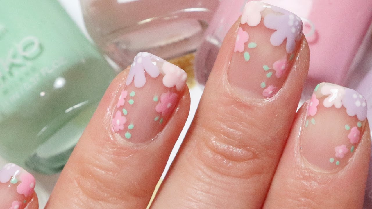 FLORAL Negative Space FRENCH TIP Nail Art / EASY and Cute PASTEL ...