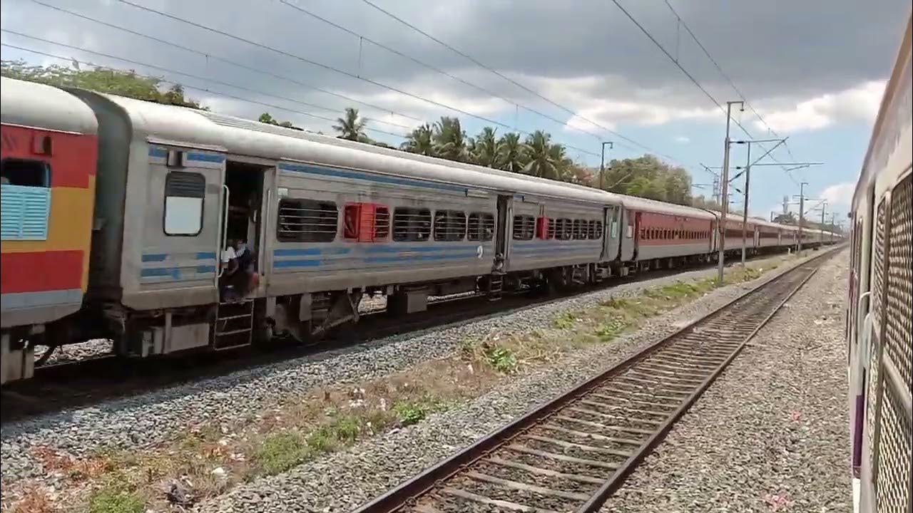 Patliputra SMVT Bangalore Super Fast Express Tatanagar WAP-7 - YouTube