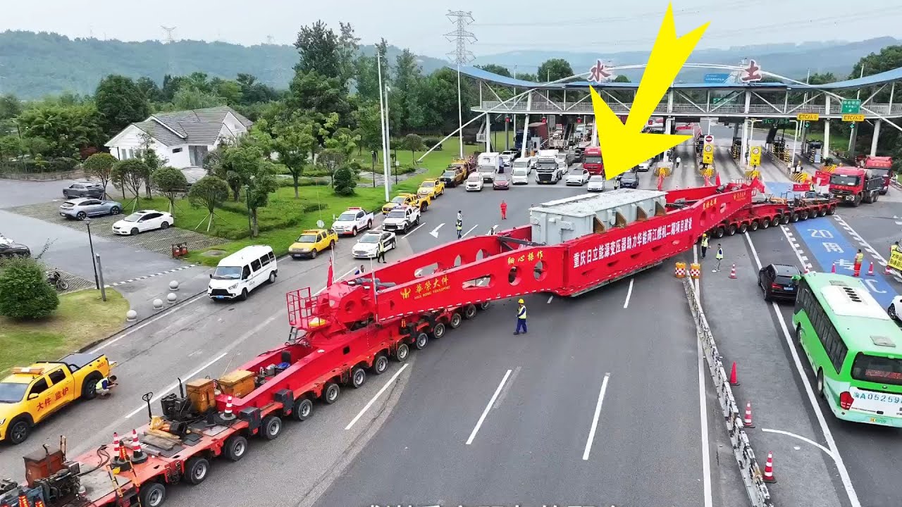 Jaw-Dropping Dangerous Transport Skill Operations Biggest Transformer ...