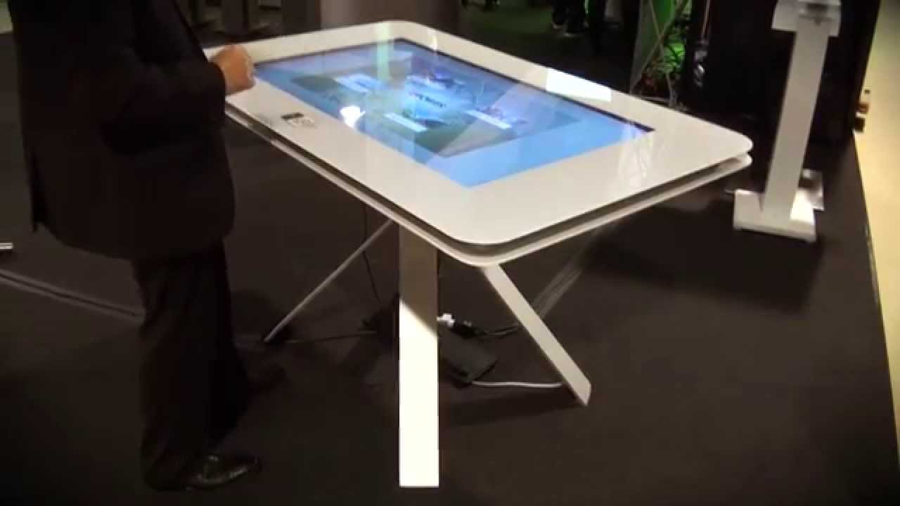 Oqtopus Multitouch Table - YouTube