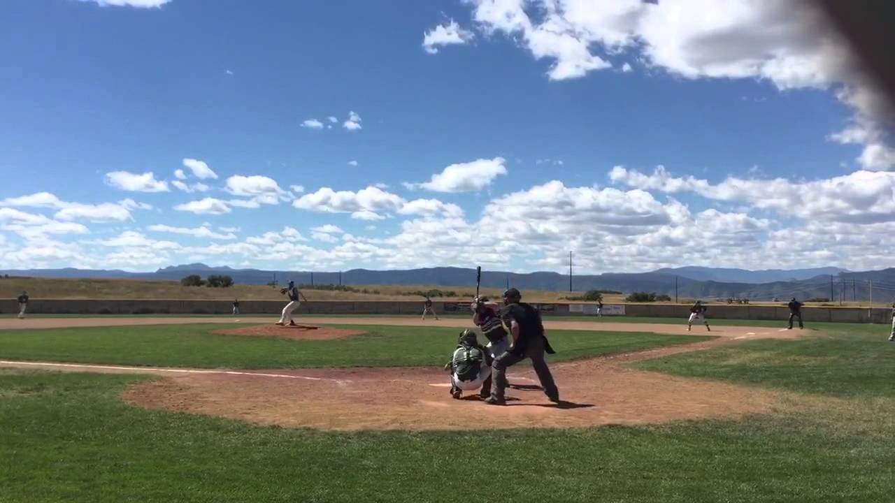 Sam Ireland pitching against 18u Slammers Holzmer - YouTube