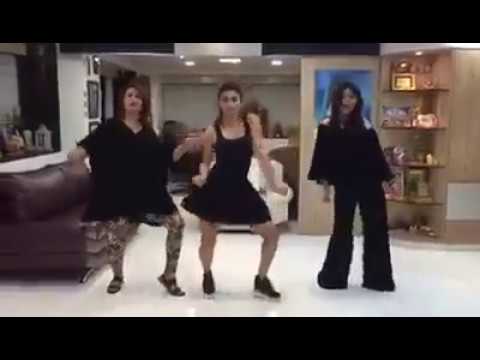 Dance off Between Divyanka Tripathi and Mouni Roy