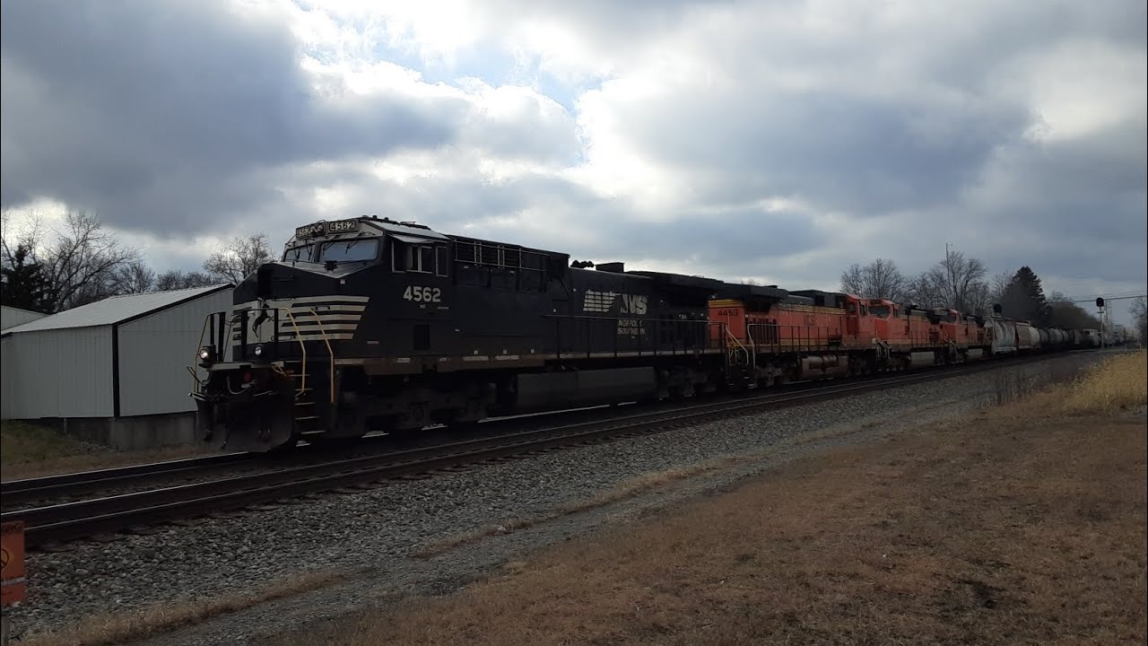 Norfolk southern eastbound 4562+KCS 4453+KCS 4402+KCS 4445+End DPU 4418 ...