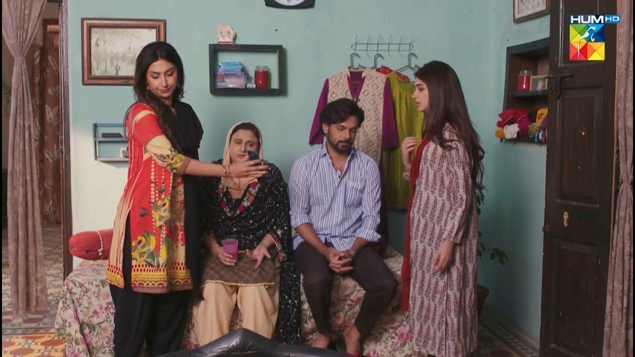 Zaki Ke Ghar Walay Azmiyah Se Kya Chupa Rahe Hein...? #kinzahashmi # ...