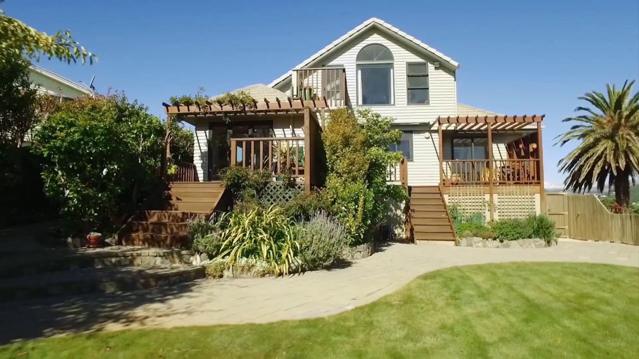 31 Mana View Rd, Paremata - YouTube