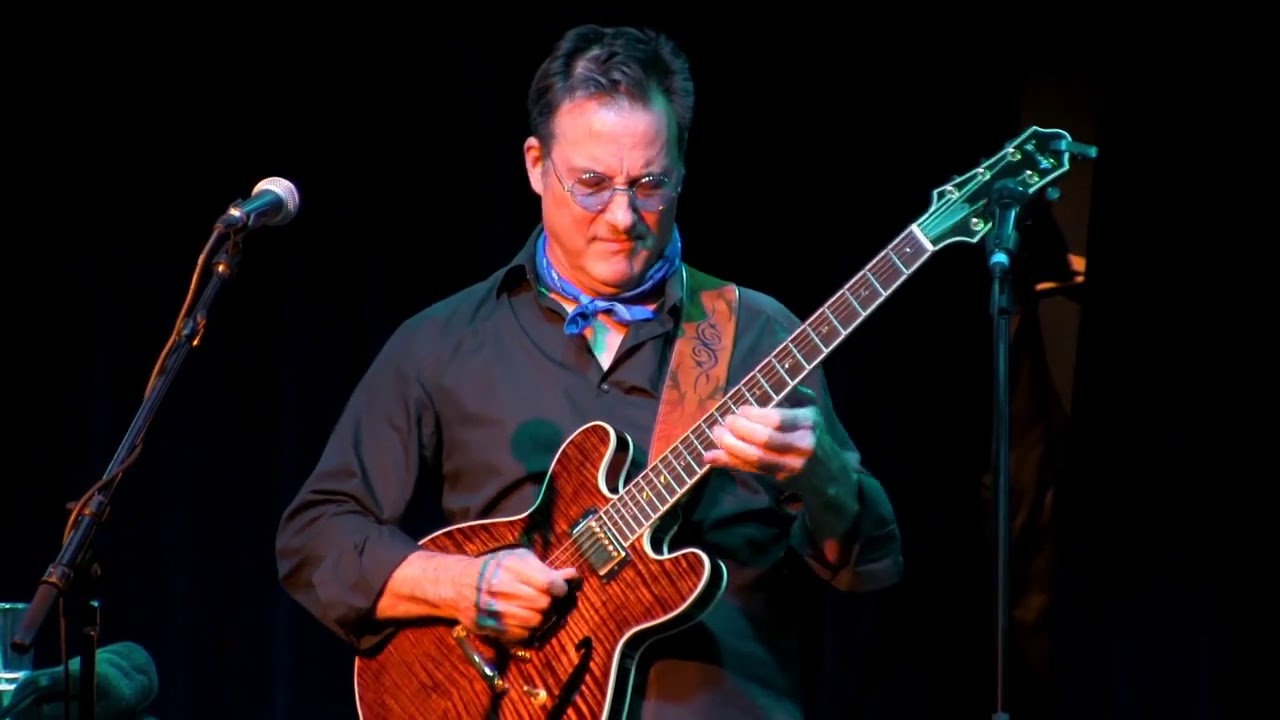 Airstream Live at Middle C Jazz- featuring Andre Ferreri - YouTube