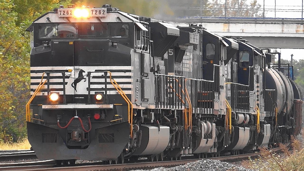Good Power On NS Freight Train @ the Marion Diamond 💎 - YouTube