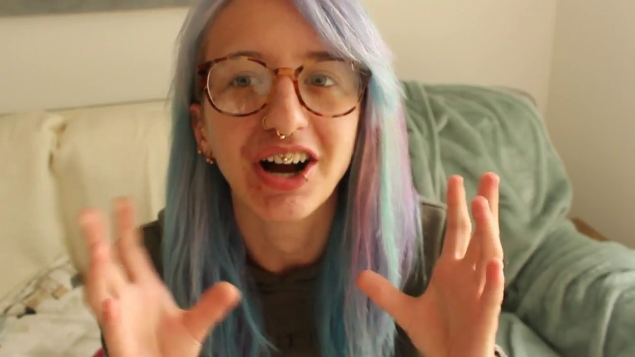 Hatty's Vlog - Foot Tattoo Experience! [12.06.18] - YouTube