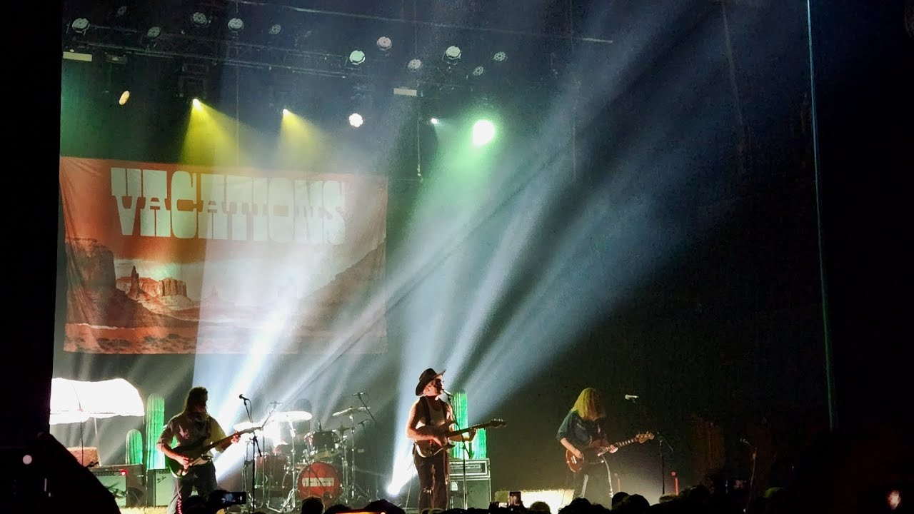 VACATIONS full set @ The Fonda Theatre || Los Angeles, CA || 10.25.2022 ...