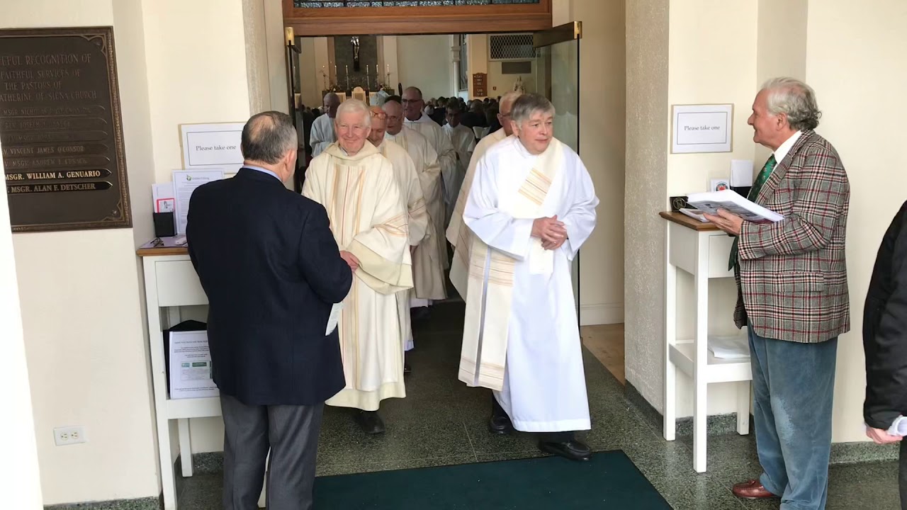 Installation Mass for new Pastor William Platt with Bishop Frank ...