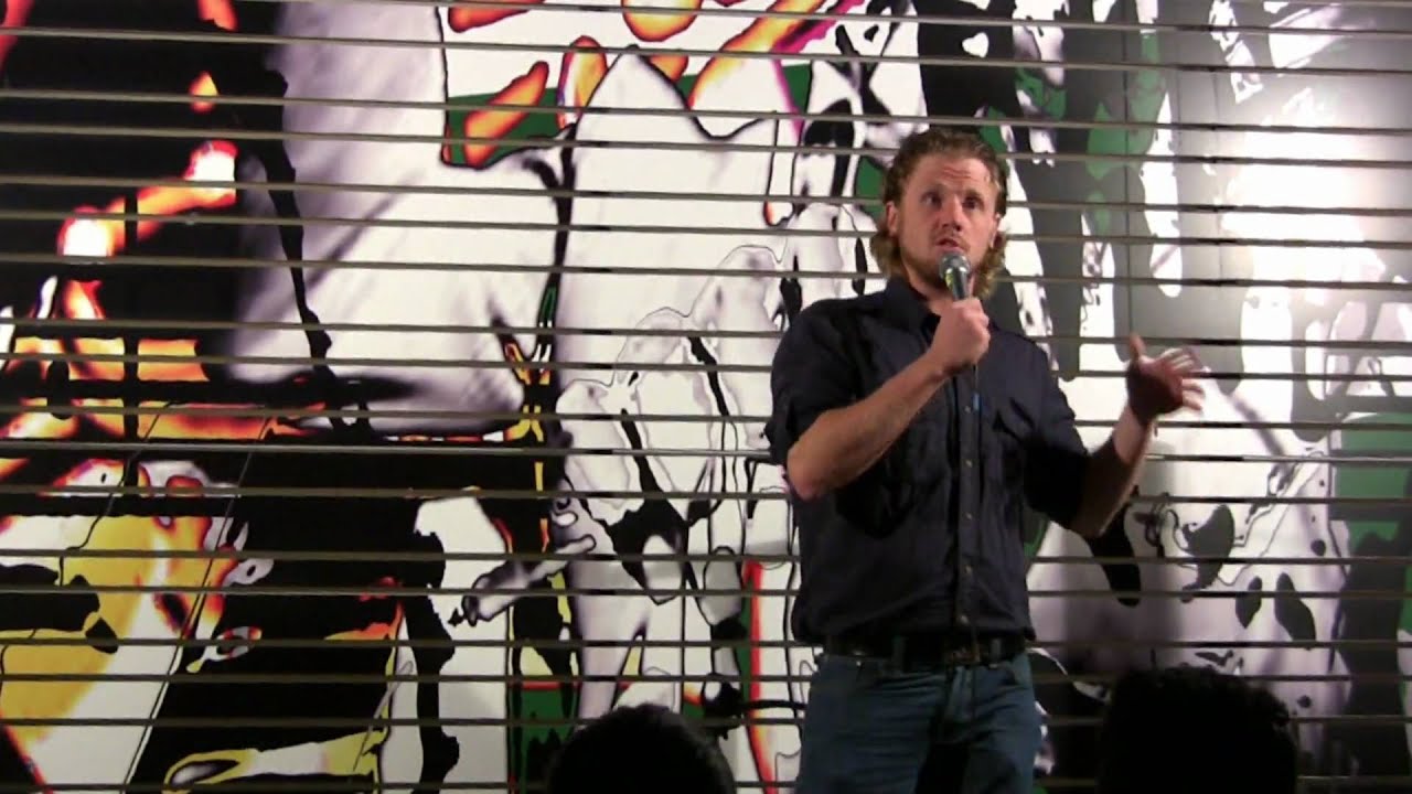 Leon Berg - Uppmärksamhet - YouTube