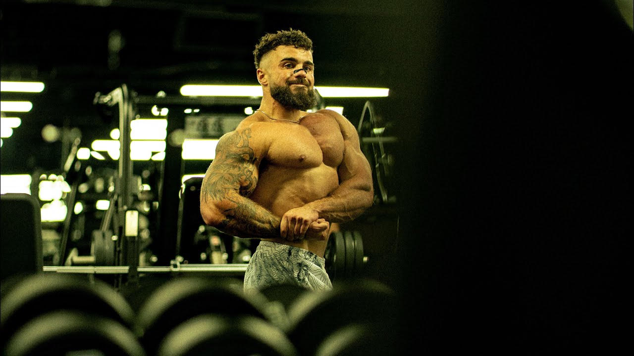 CHEST WORKOUT | Bulking Strategy - YouTube