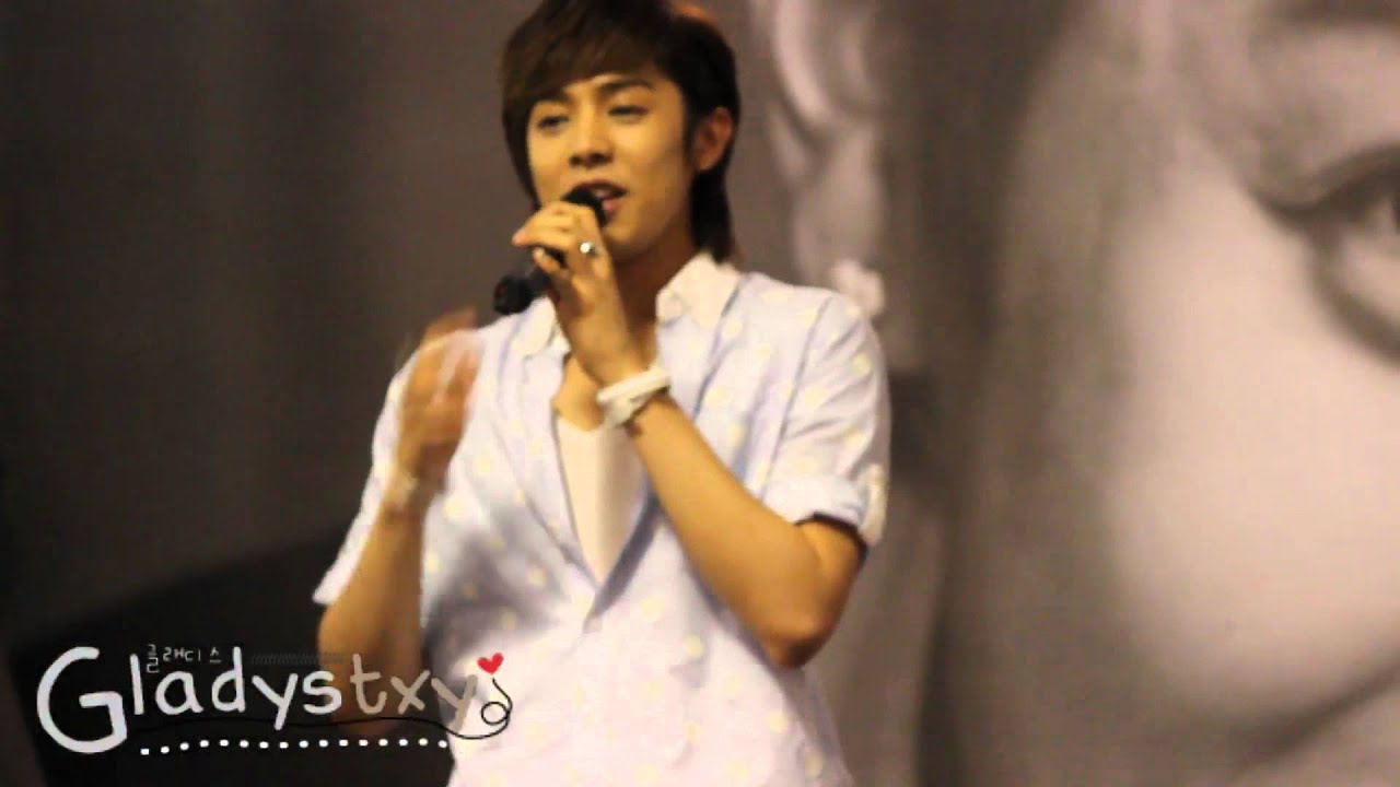 [FANCAM] 120713 Alexander @ Singapore Fansign Event - Introduction ...