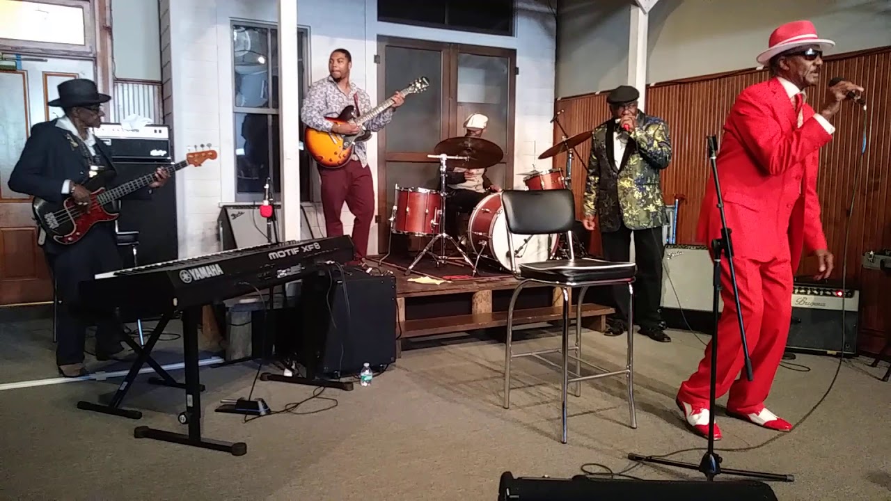 Fillmore Slim @ King Biscuit Blues Festival 2019 - YouTube
