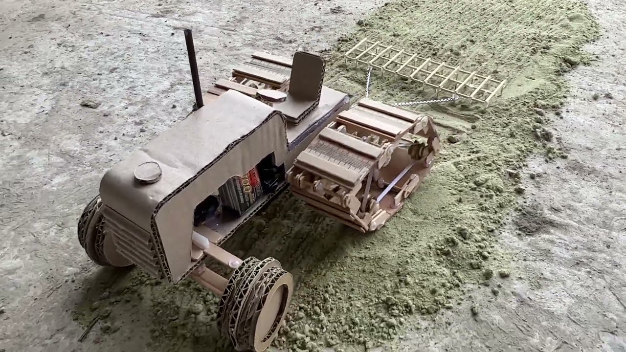 The weirdest looking tractor Fordson N Rotaped with tracks - YouTube