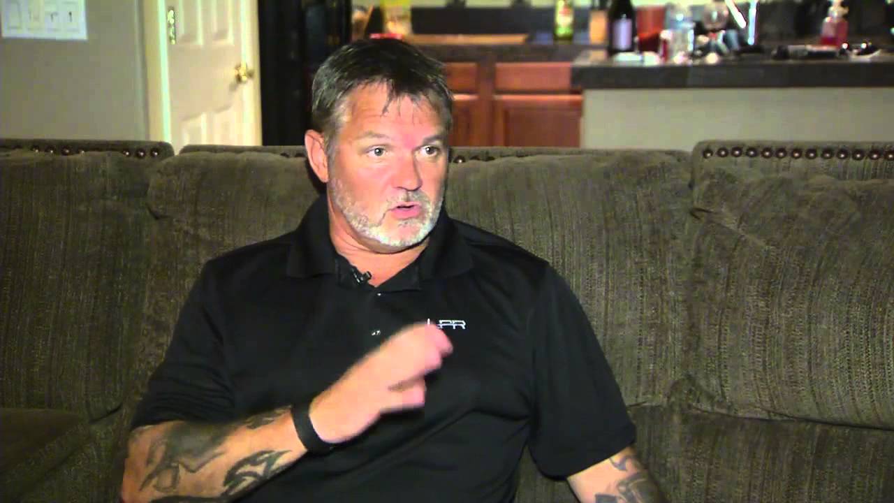 Raw Interview: Sniper expert Mark Spicer speaks about AZ Freeway ...