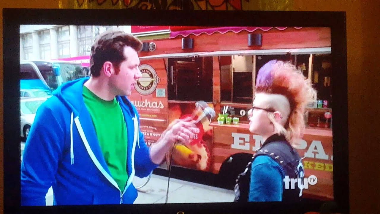 Kate McKinnon character - YouTube