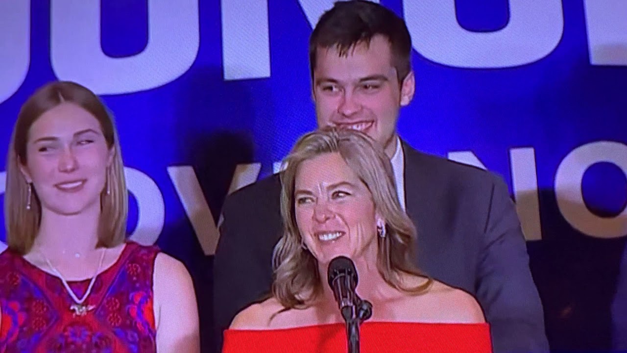 New First Lady Virginia Republican Governor Glenn Youngkin Family Part ...